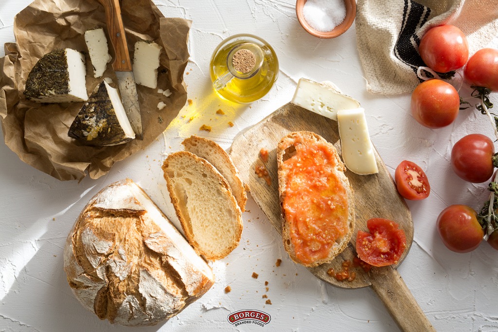 Ten secrets for the perfect Catalan tomato bread - Mediterranean cuisine