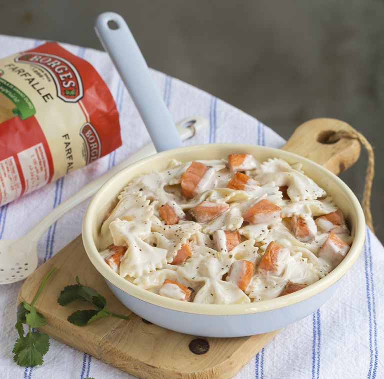 Smoked Salmon Pasta - Borges